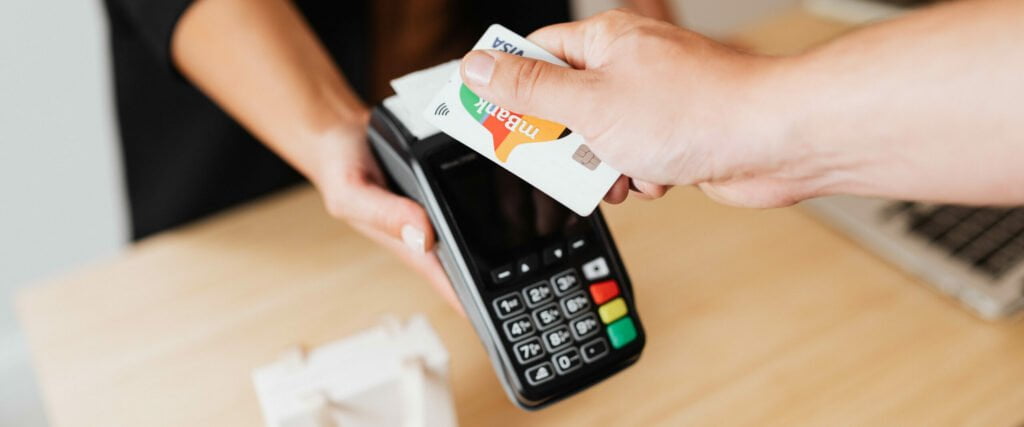 How To Accept Card Payments: A Guide For Businesses • Nomupay